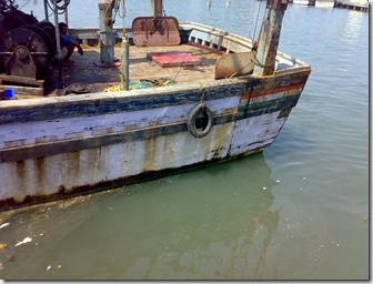 udupi rocks: Malpe Port